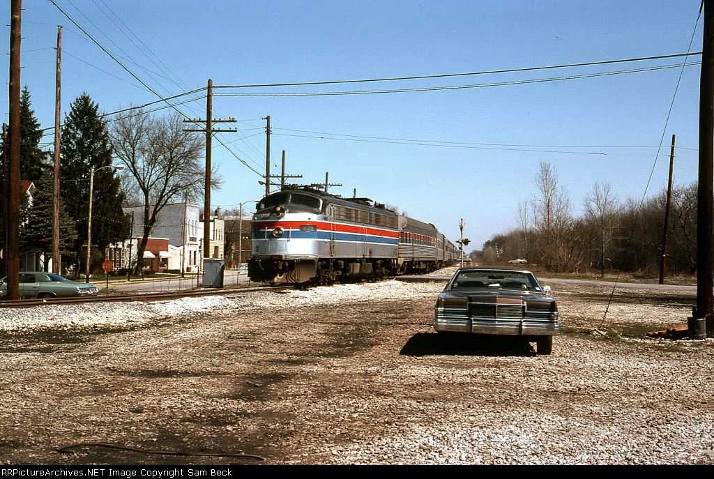 Amtrak E Unit at the Interlocking